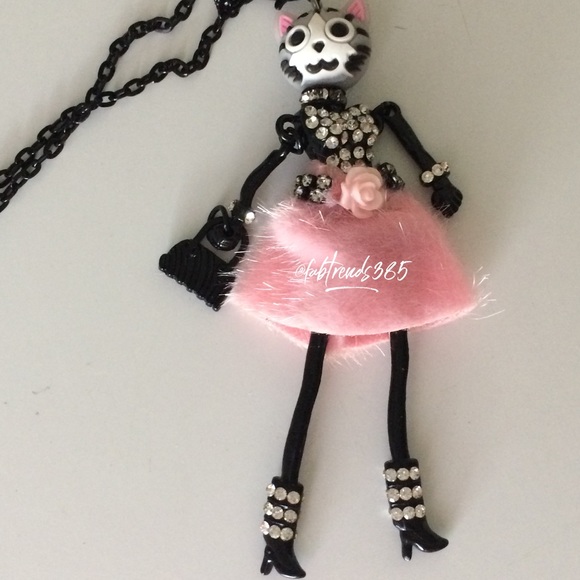 Jewelry | Bling Cat Necklace | Poshmark